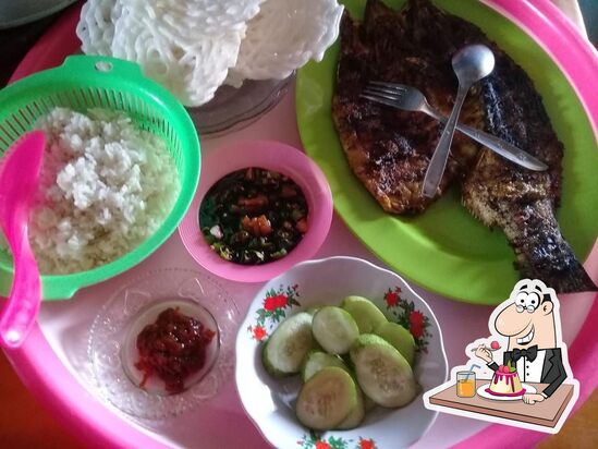 Menu at Saung Ikan Bakar 24 Jam Teh Nju dan bang wandi, Tanjungpakis