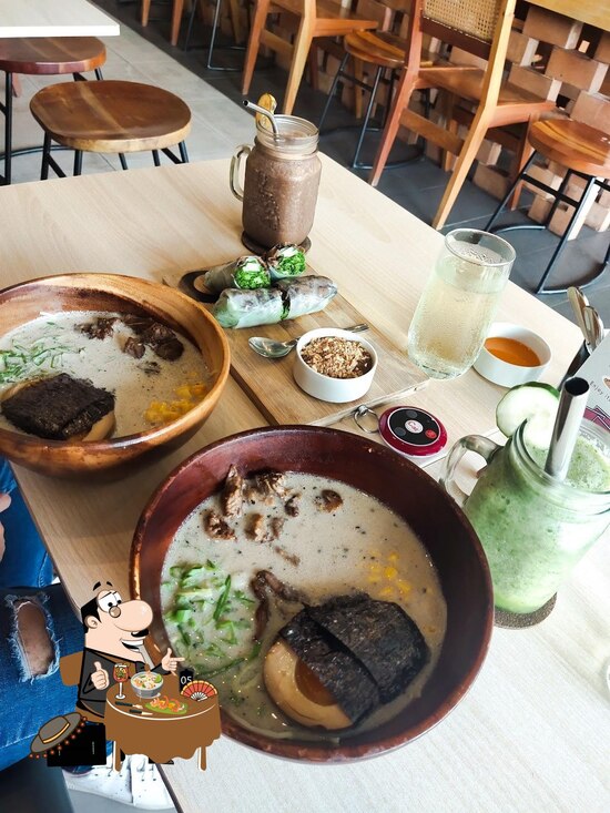 Menu at Oink at Rockwell Sheridan restaurant, Mandaluyong