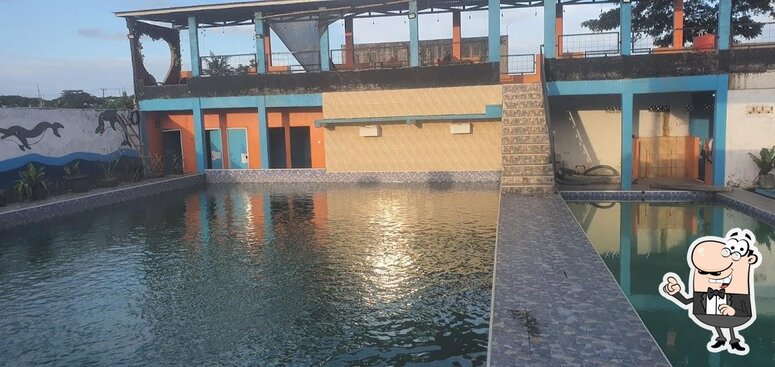 Menu at HANAYU CAFE + SWIMMING POOL+Family karaoke, East Mauk