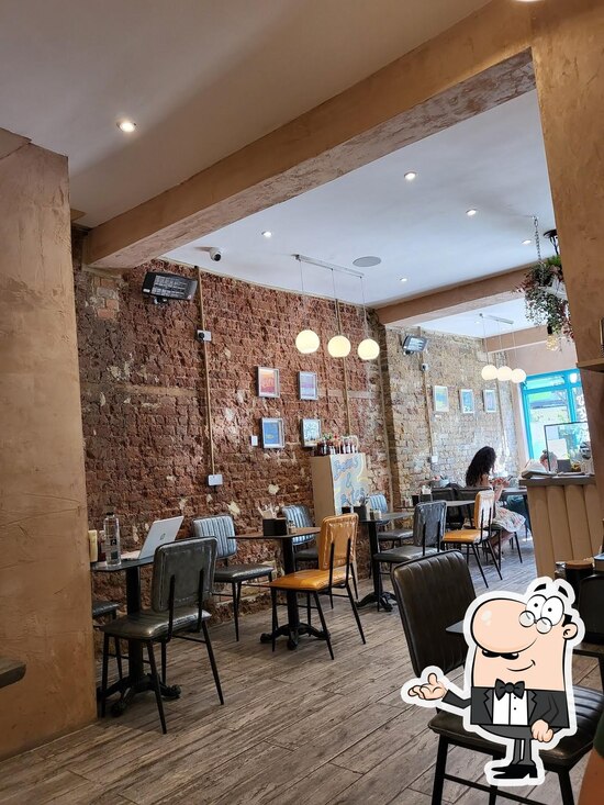 Beans & Bites, London - Restaurant menu, prices and reviews