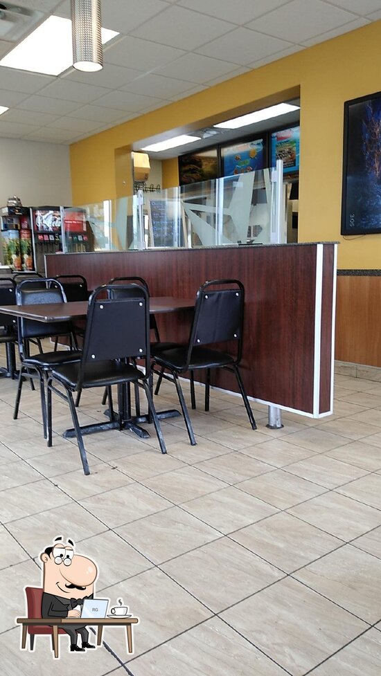 Golden Hooks, Sulphur - Restaurant menu, prices and reviews
