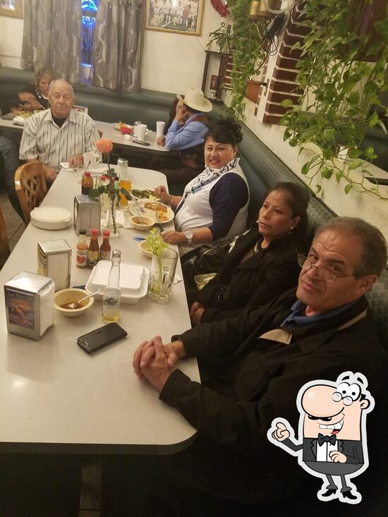 La Sirena Restaurant, Los Angeles - Restaurant menu, prices and reviews