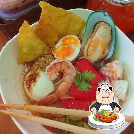 ก๋วยเตี๋ยวบั้งไฟ, Lum Phuk - Menú del restaurante, precios y reseñas
