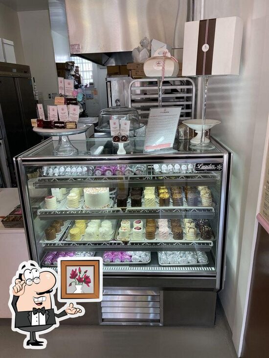 Cake Monkey Bakery, Los Angeles - Restaurant menu, prices and reviews