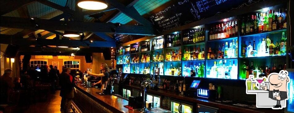 Lockside Camden, West Yard in London - Restaurant menu and reviews