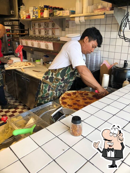Doughboys Pizza Canggu, Mengwi - Restaurant menu, prices and reviews