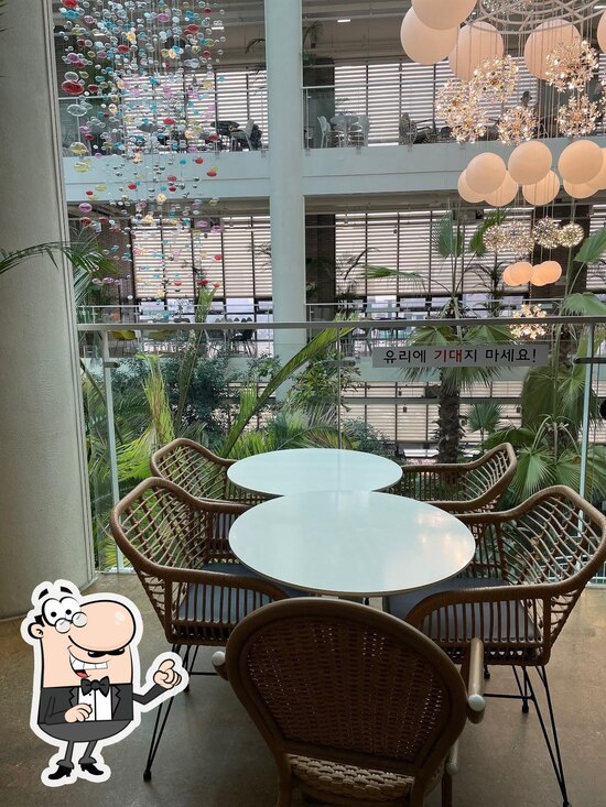Forest Outings, Incheon, Songdo - Restaurant menu, prices and reviews