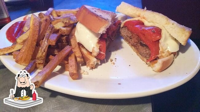 Trax Lounge in Youngstown - Restaurant menu and reviews