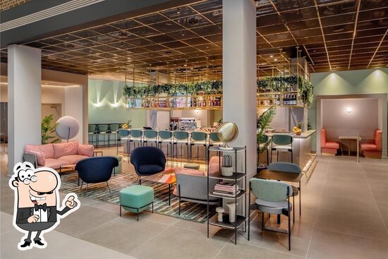 Revolve London City, London - Restaurant menu, prices and reviews