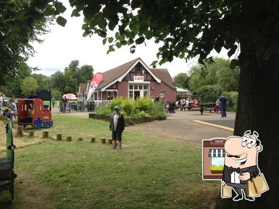 Enfield town park cafe in Enfield