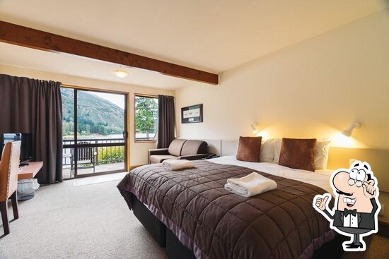 Hawea Hotel, Eatery & Bar in Lake Hawea - Restaurant reviews