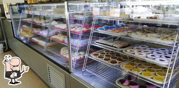 Menu at Birds Bakery, Cohuna