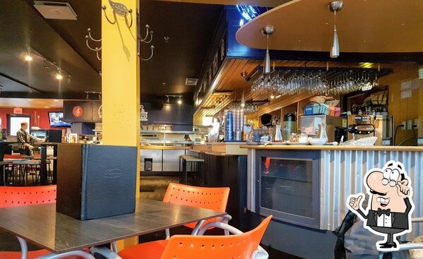 Menu at Main Chalet Restaurant, Bromont