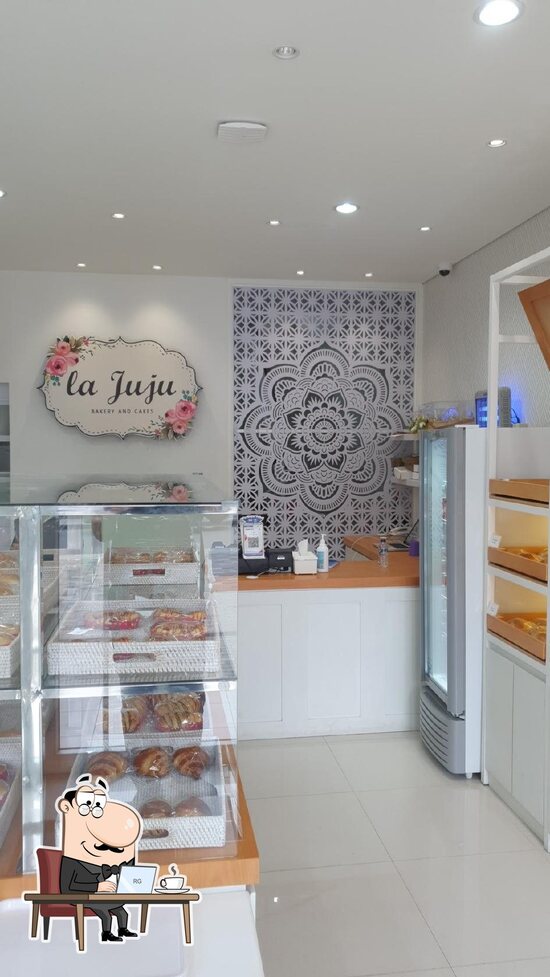 La Juju Bakery and Cakes, South Tangerang - Restaurant reviews