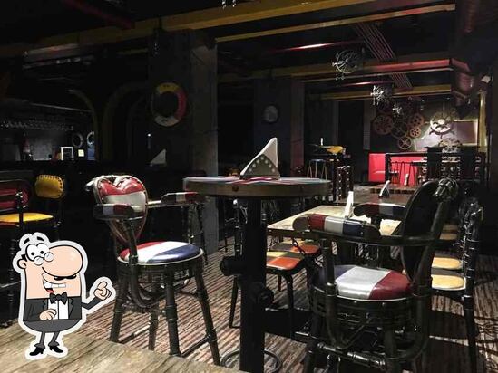 Lower Deck Bar & Nightclub, Chennai - Restaurant reviews
