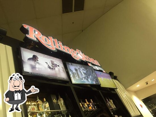 ROLLING STONE BAR LA International Airport, Los Angeles - Restaurant ...