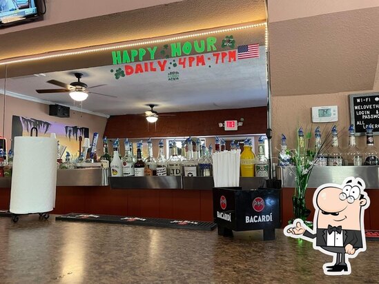 The PUB on Little Lake Harris in Tavares - Restaurant reviews