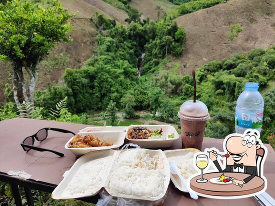 Menu at On The Way Cafe, Wora Nakhon