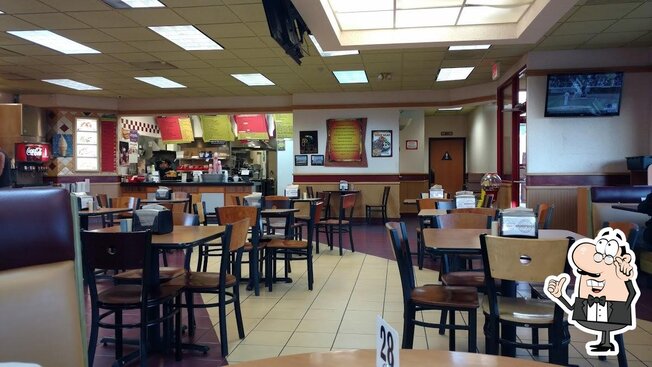 Everest Burgers, Santa Clarita - Restaurant menu, prices and reviews