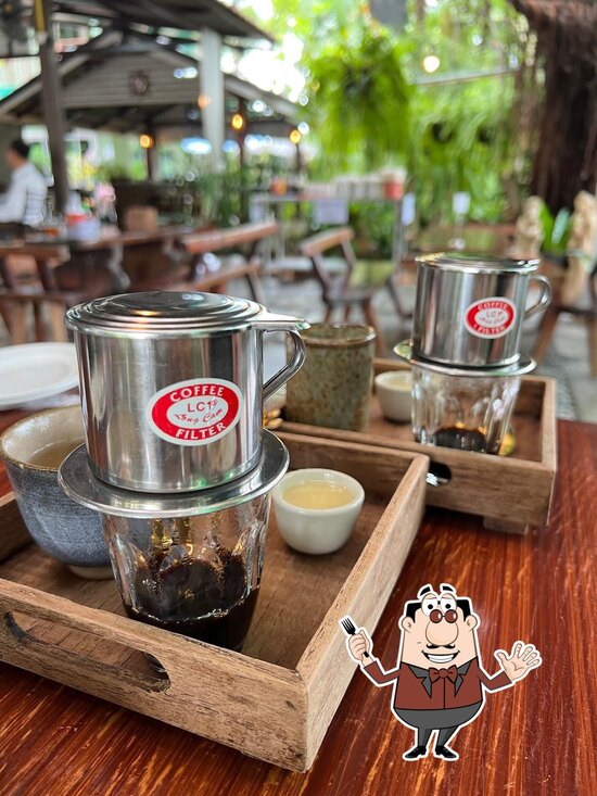 Menu at Coffee Chom Suwan cafe, Takhian Tia