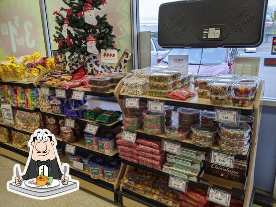 Flowers Bakery Outlet in Colonial Heights - Restaurant reviews