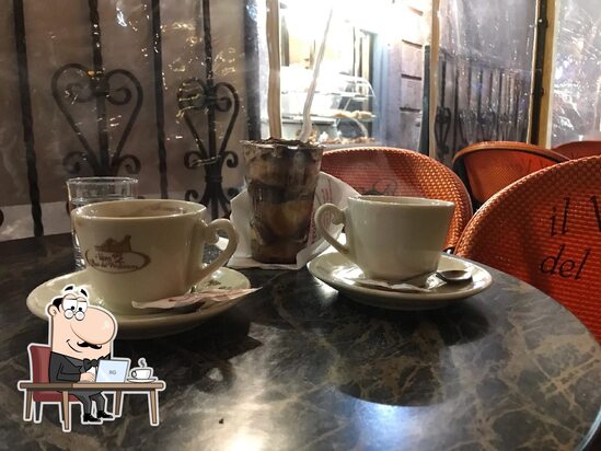 Caffè del professore pub & bar, Naples, Piazza Trieste e Trento ...