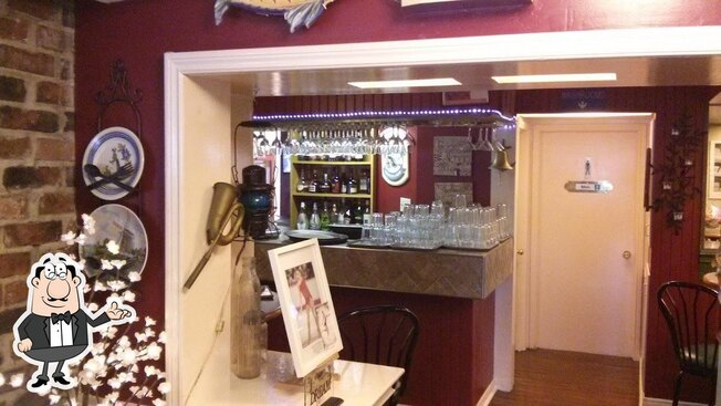 Bay Street Cafe, Parry Sound - Restaurant menu, prices and reviews
