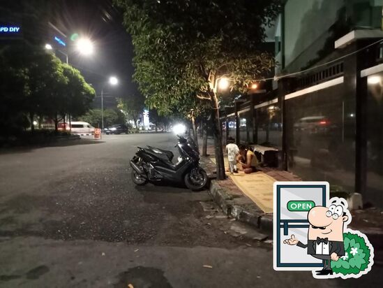 Gudeg Mercon Tetelan Bu Surtiyah restaurant, Yogyakarta - Restaurant ...