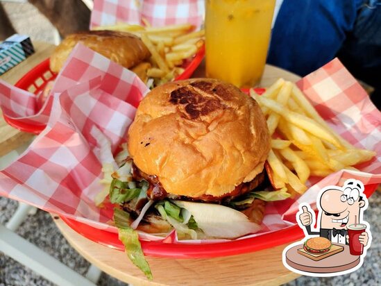 The Flippers Bar เดอะฟลิปเปอร์บาร์, Ko Libong