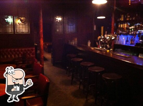 The Dolphin, 163, 165 Mare St in London - Restaurant menu and reviews