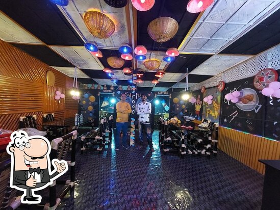Man Mayuri Food Lion, Ambari - Restaurant reviews