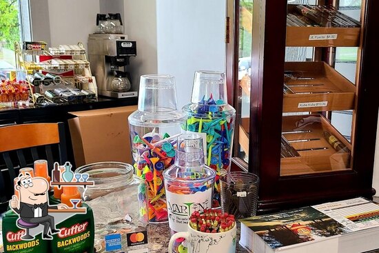 Stymie's Rest at West Berwick Golf Course, Mount Carmel - Restaurant ...