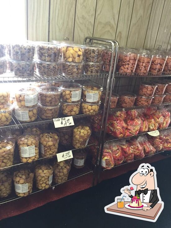 Pure's Food Specialties Inc in Broadview - Restaurant menu and reviews