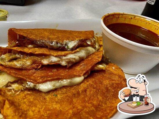 Tres Salsas Taqueria in Dallas - Restaurant menu and reviews