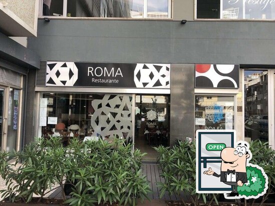 Menu at Cafe ROMA, Lisbon