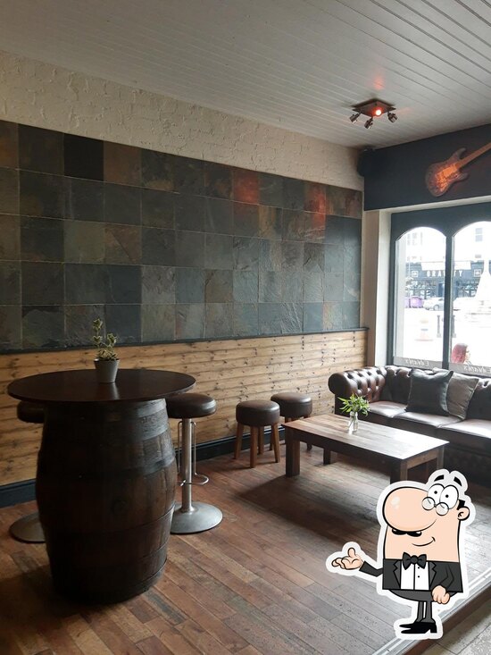 Edward's Bar & Lounge, Grantham - Restaurant menu, prices and reviews
