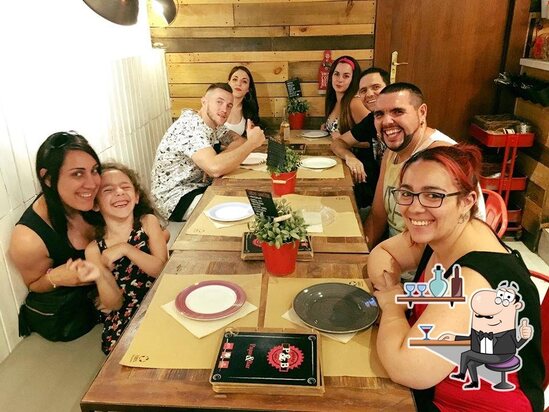 Papa's Bar, Calella - Restaurant menu, prices and reviews