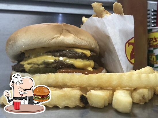 Zip's Drive In - Hayden, 9310 N Government Wy in Hayden - Restaurant ...