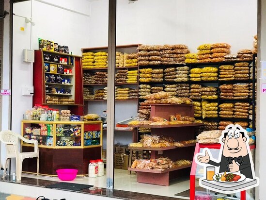 Menu at SILPY SWEETS AND KARAMS BAKERY, Kuzhalmannam