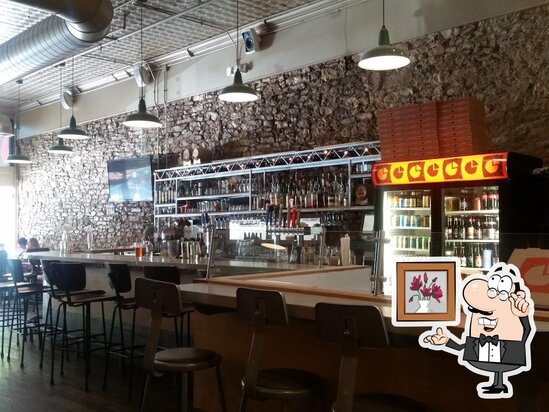 Limestone Pizza•Kitchen•Bar in Lawrence - Restaurant menu and reviews
