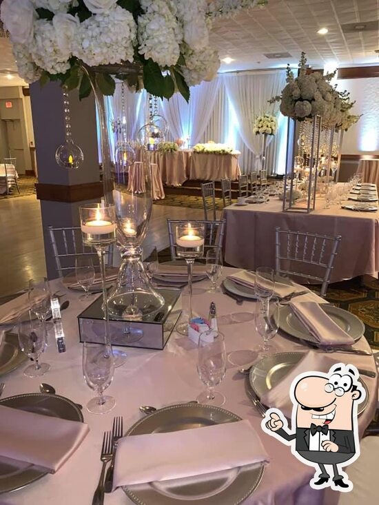 Lone Tree Manor, Niles - Restaurant menu, prices and reviews
