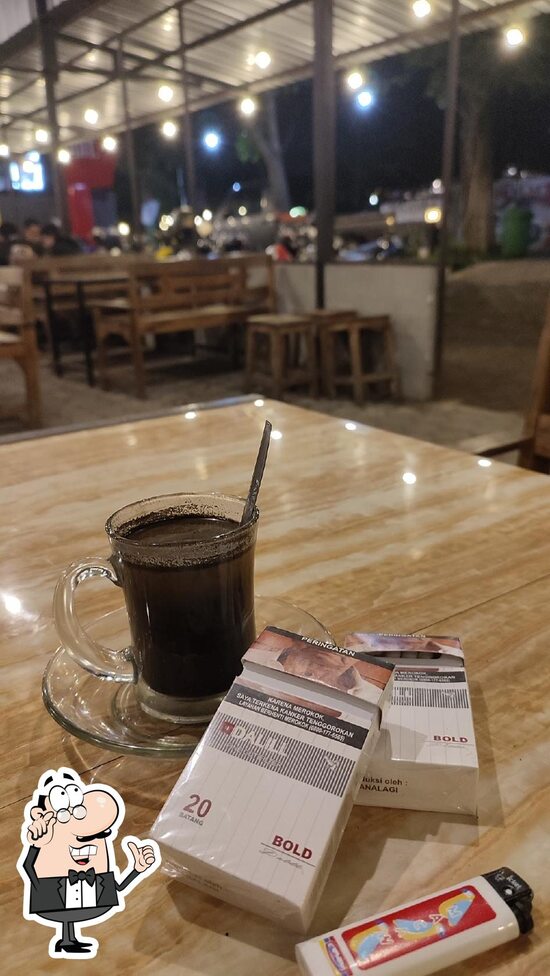 Café Menara Coffee, Indonesia, Jl. Raya Dermo No.177 - Opiniones del ...
