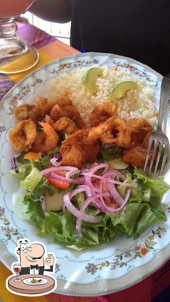 Menu at Mariscos El Delfin restaurant, Tototlan