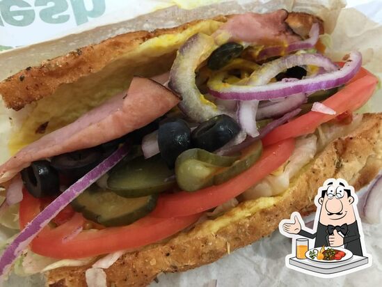 Subway, 250 Trans-Canada Hwy in Salmon Arm - Restaurant menu and reviews