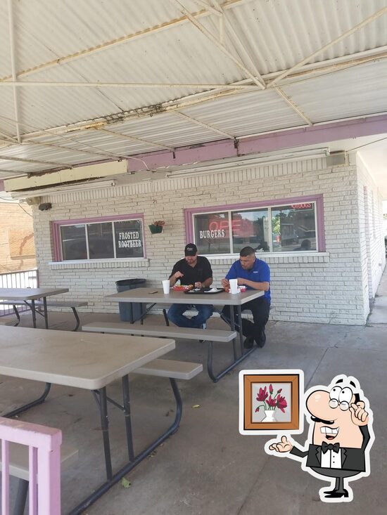 Vernon Burger in Vernon - Restaurant menu and reviews