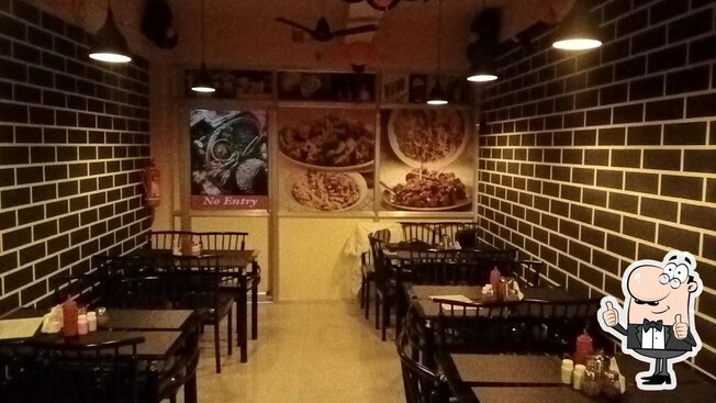 Street View Cafe, Vapi - Restaurant reviews