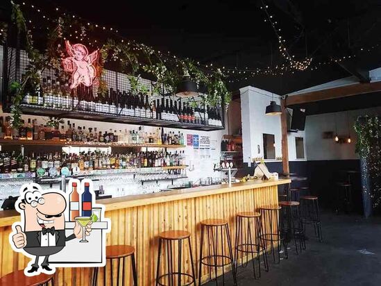 Menu at B Side Beer & Wine pub & bar, Glen Huntly
