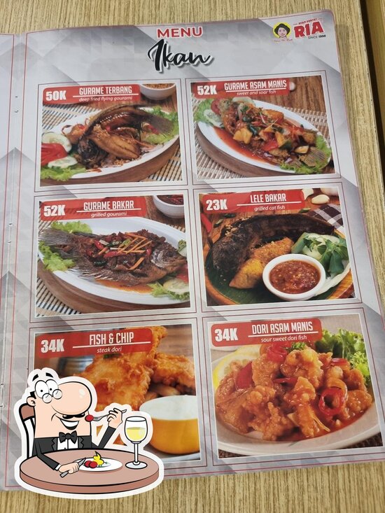 Ayam Penyet RIA khas Ibu RUTH Living World restaurant, Pekanbaru ...