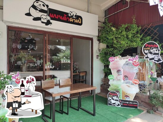 Menu at Panda café, Lampang