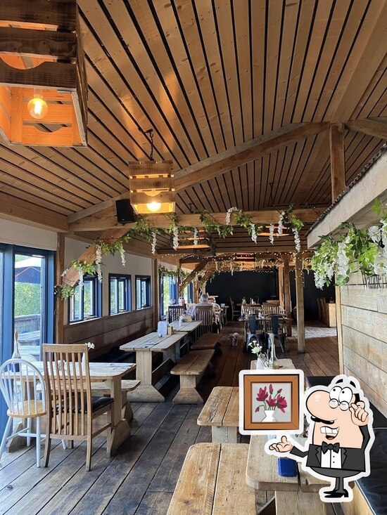 Menu at The Wandering Kitchen at Wet n Wild cafe, Berinsfield